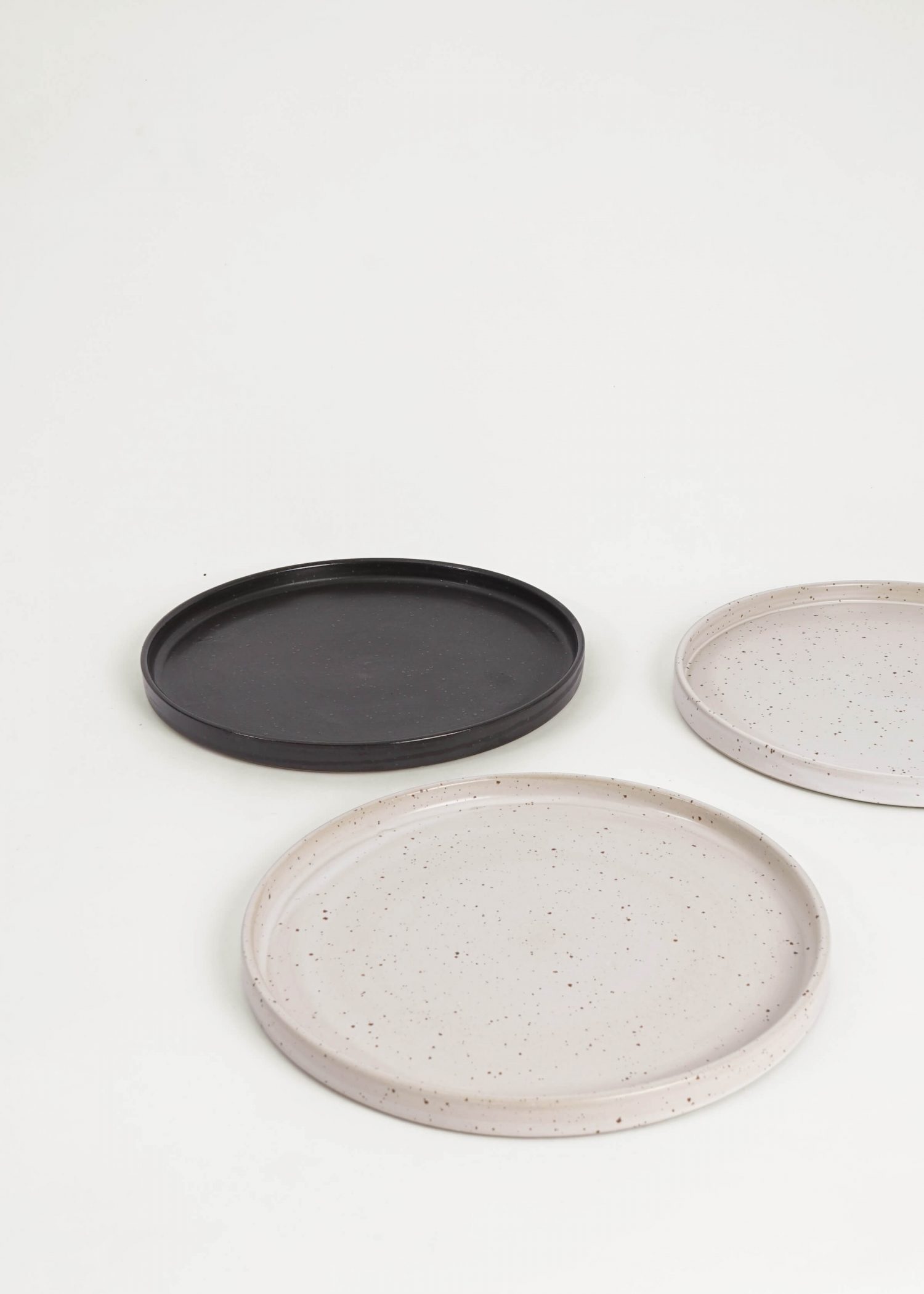 Dishwasher-safe Gourmet Stoneware High Rim Plate White Matt