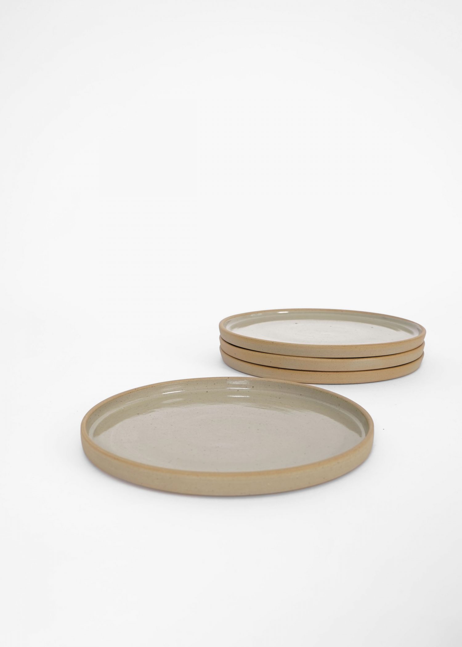 Gourmet Gastronomy: Genuine Stoneware High-Rim Plate Set of 4
